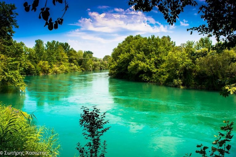 Αχελώος: Ο ποτάμιος θεός, η πάλη με τον Ηρακλή και τα πλούσια νερά του!